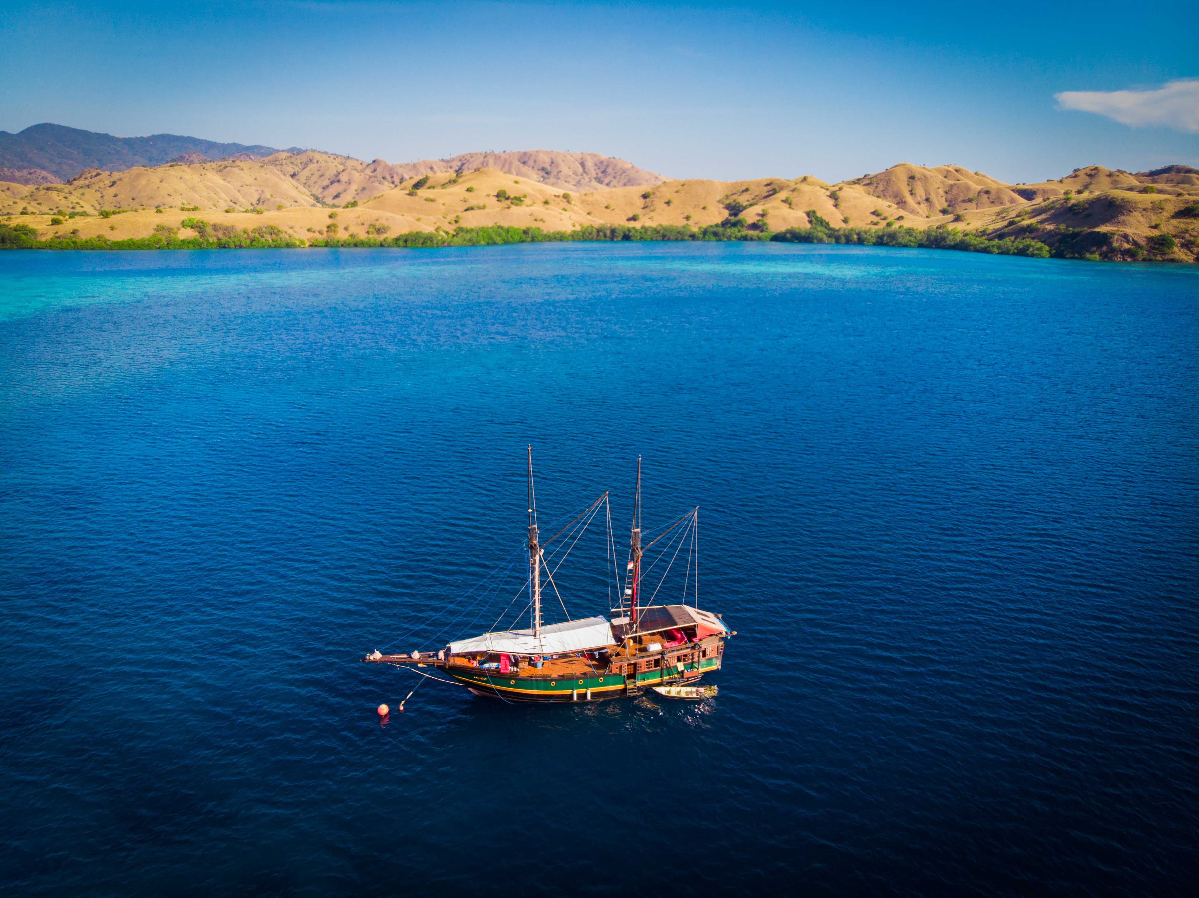 The Boat - Andanda Cruises